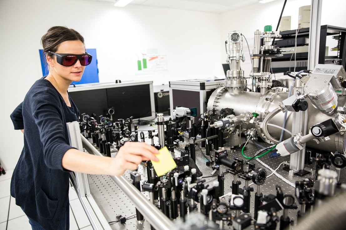 Ultrafast Electron Diffraction – Laboratoire d'Optique Appliquée